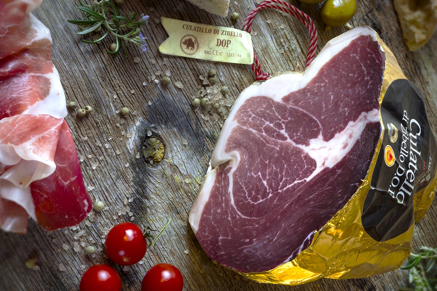 Culatello di Zibello : Charcuterie Italienne d'Exception